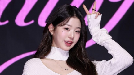 挑戰千年一遇！「H級頂級AV新人」7月正式出道 片商欣慰喊：等25年終於等到妳│TVBS新聞網