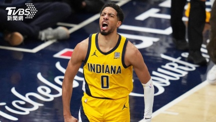 NBA總冠軍賽／54年首隊！溜馬史詩逆轉寫紀錄 SGA悲成雷霆第一人│TVBS新聞網