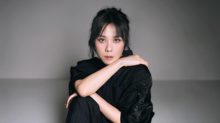 林志玲3歲兒正面曝光！AKIRA罕曬同框照 幸福畫面吸5萬人朝聖│TVBS新聞網