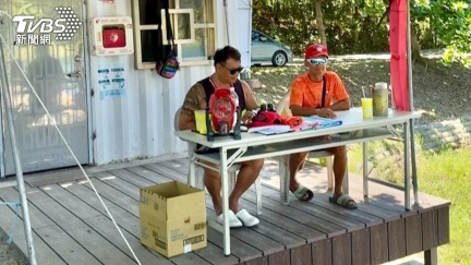 華航贈SIM卡遭疑規避實名制？ NCC回應了│TVBS新聞網