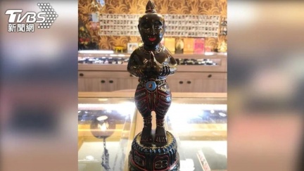 竹聯幫「王牌女騙子」詐空軍440萬 網戀SOP、手法曝光│TVBS新聞網