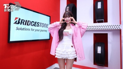 7-11生日竟變「全家人」！2超商爆笑互動 4.2萬人朝聖狂讚│TVBS新聞網