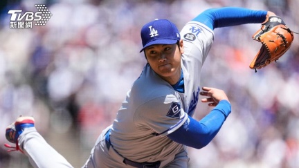 MLB／鄧愷威首登大聯盟先發！3.1局失5分 挨轟三分砲│TVBS新聞網