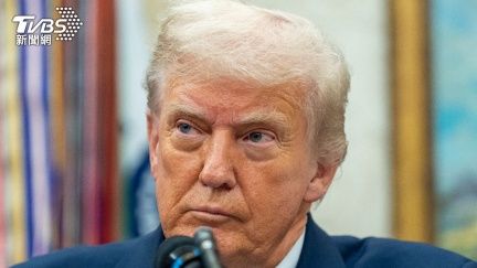 出動數百人、直升機盤旋！美現代汽車廠被ICE突襲 475員工遭拘留│TVBS新聞網