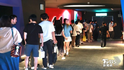 SOD震撼宣布簽下「史上第一台灣專屬AV女優」 齋齋激動爆哭：夢想成真│TVBS新聞網