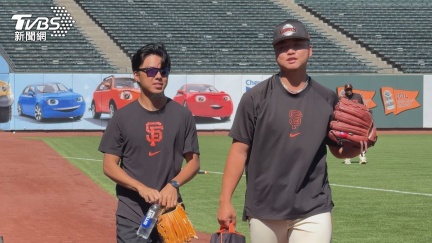 鄧愷威MLB首勝！台相隔2163天「勝投」 曾豪駒大讚│TVBS新聞網