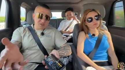 神似FAKER！陸女網紅穿T1制服跳女團舞 網驚：以為AI│TVBS新聞網