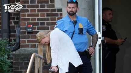 香港大埔大火登「CNN、BBC」頭條 TVBS火速抵現場│TVBS新聞網