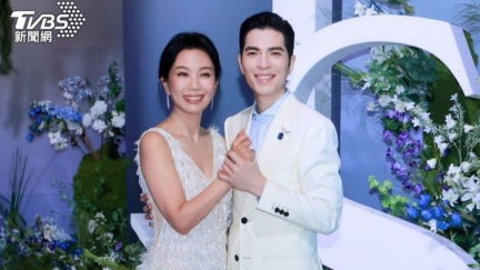 舒華現蹤信義區街頭！千人搶看盛況曝 再接ACON主持│TVBS新聞網