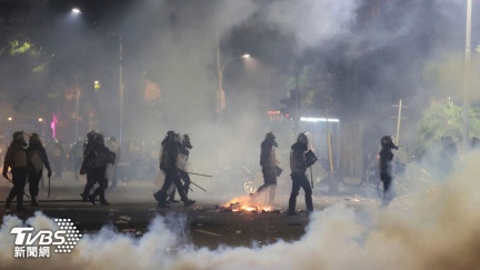 印尼暴動富豪議員豪宅被闖 「2100萬限量版」RM名錶也掰了│TVBS新聞網