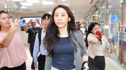 大批用戶臉書帳號無預警被鎖 要求啟用「進階防護」憂被駭│TVBS新聞網