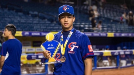 U18／台灣串聯攻勢10比2勝澳洲 晉級超級循環賽│TVBS新聞網