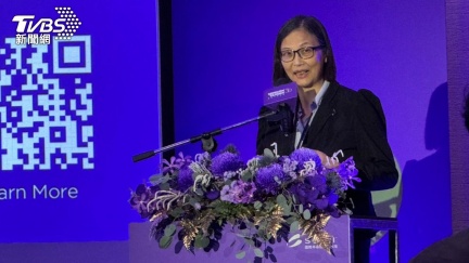 AirPods Pro 3亮點、售價懶人包！支援心率偵測、即時翻譯 降噪提升2倍│TVBS新聞網