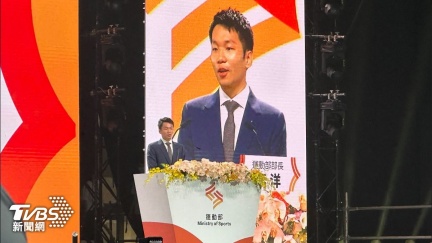 以身作則！李洋上任Day2「跑5km」網笑：門檻太高│TVBS新聞網