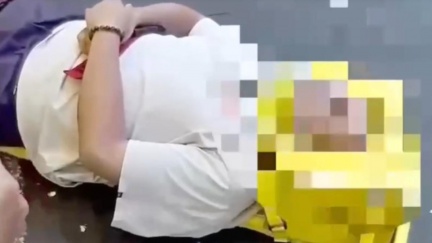 舒華現蹤信義區街頭！千人搶看盛況曝 再接ACON主持│TVBS新聞網