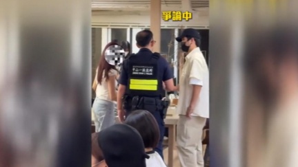 女疑醉倒躺北車大廳 遭通緝犯當眾侵犯 竟無人制止│TVBS新聞網