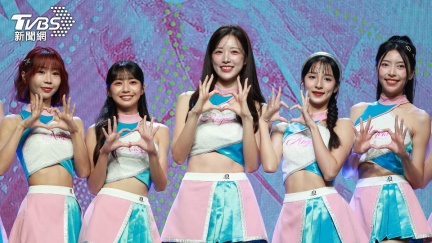 「最強高中生」Ray爆熱戀！車內同框27萬火辣名模 女方承認了│TVBS新聞網