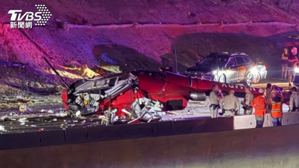 UPS貨機墜機增至12死 尋獲黑盒、州長嘆幸好沒撞上福特工廠│TVBS新聞網