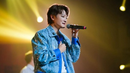 蔡思韵中邪「生吞內臟」畫面超恐怖！ 《泥娃娃》嚇出2400萬票房│TVBS新聞網