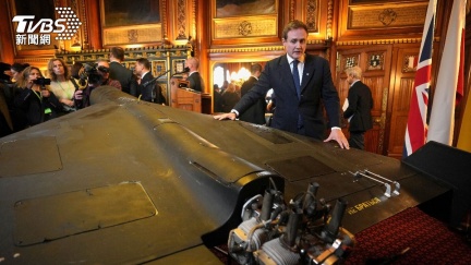 承襲V-BAT垂直起降 X-BAT無人戰鬥機搭AI│TVBS新聞網