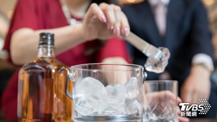 別急著換新機！外媒揭「8大優點」：值得等iPhone 18 Pro│TVBS新聞網