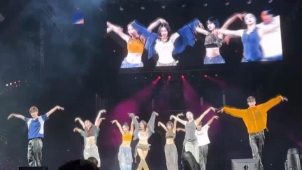 AAA接機／秋泳愚、ATEEZ、ALLDAY PROJECT來高雄了！│TVBS新聞網