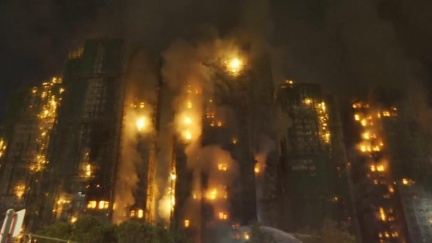 香港大埔大火登「CNN、BBC」頭條 TVBS火速抵現場│TVBS新聞網