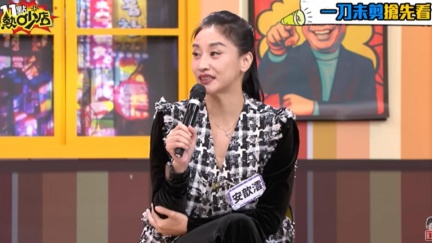 基因神複製！徐薇愛兒變裝「復刻」30年前清純樣驚呆網：一模一樣│TVBS新聞網