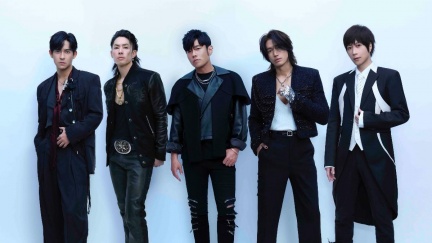 蔡依林飛杜拜拍MV！包包選擇障礙全買了 將登金唱片頒獎│TVBS新聞網