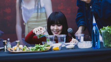 AAA／CRAVITY撩粉「台上找老婆」 李伊庚深情告白融化全場│TVBS新聞網