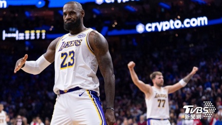 NBA／柯瑞回歸轟39分！熱身大秀超扯投籃 勇士仍不敵灰狼│TVBS新聞網