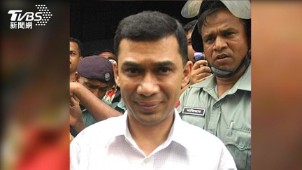 耶誕老人來了！22:41「飛越台灣」 國防部：周邊海空域正常│TVBS新聞網