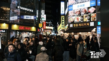 買不起房！月薪35K轉身「刷爆精品」 網喊：精緻窮更快樂│TVBS新聞網