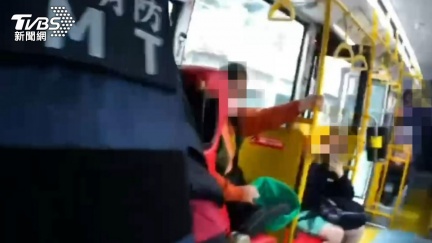 110公斤「怪獸」猛衝！格鬥機器人賽大陸奪冠│TVBS新聞網