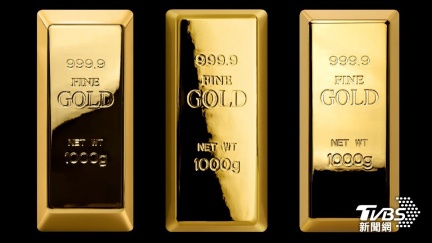 黃金下挫逾1%！分析師曝「1關鍵」利空 瑞銀最新目標價曝光│TVBS新聞網