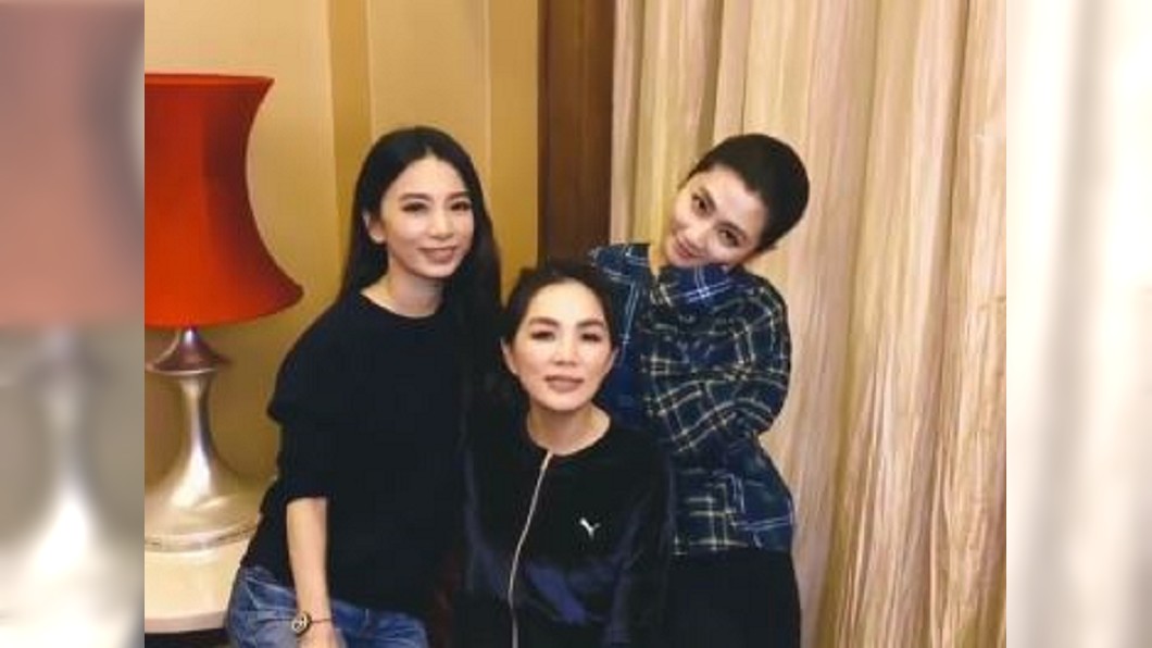 SHE最後一天合體起內鬨？ 三人失控尖叫互相嗆聲│TVBS新聞網