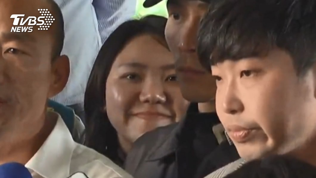 「快幫我拍」同框帥特勤 女議員急cue助理│TVBS新聞網