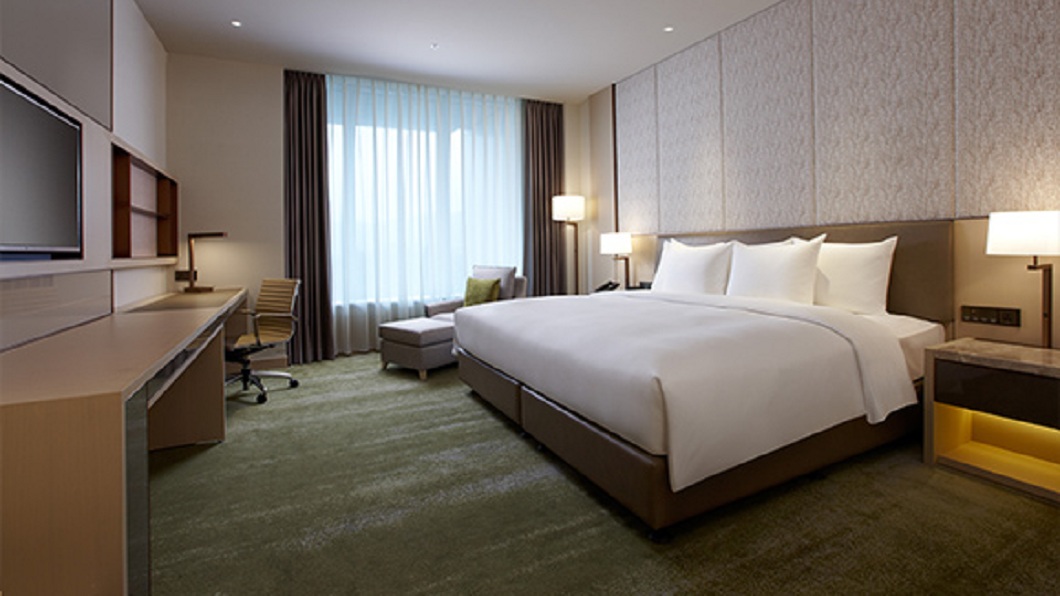 「住1晚只要1元」民眾瘋搶 六福萬怡認bug提補償│TVBS新聞網