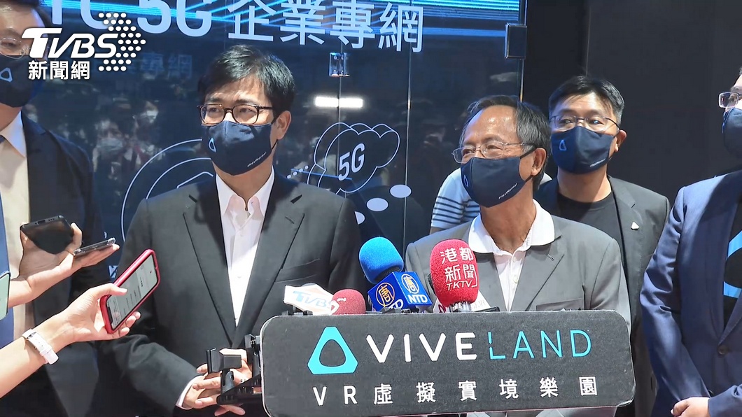 體驗VR用5G更神速！站喜馬拉雅山頂上 太逼真啦│TVBS新聞網