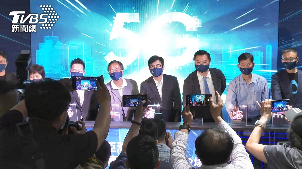 體驗VR用5G更神速！站喜馬拉雅山頂上 太逼真啦│TVBS新聞網