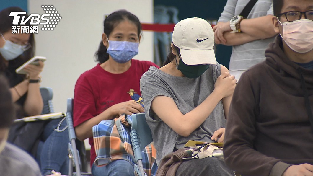 「混打」落空！ 13輪打「AZ、BNT」 11/3預約│清晨│抵台│第二劑│TVBS新聞網