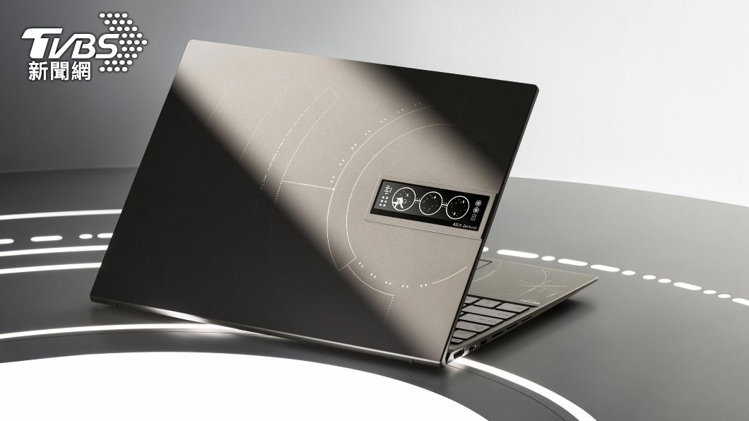 CES2022/ASUS炫技 螢幕可「折」筆電秒變身│TVBS新聞網