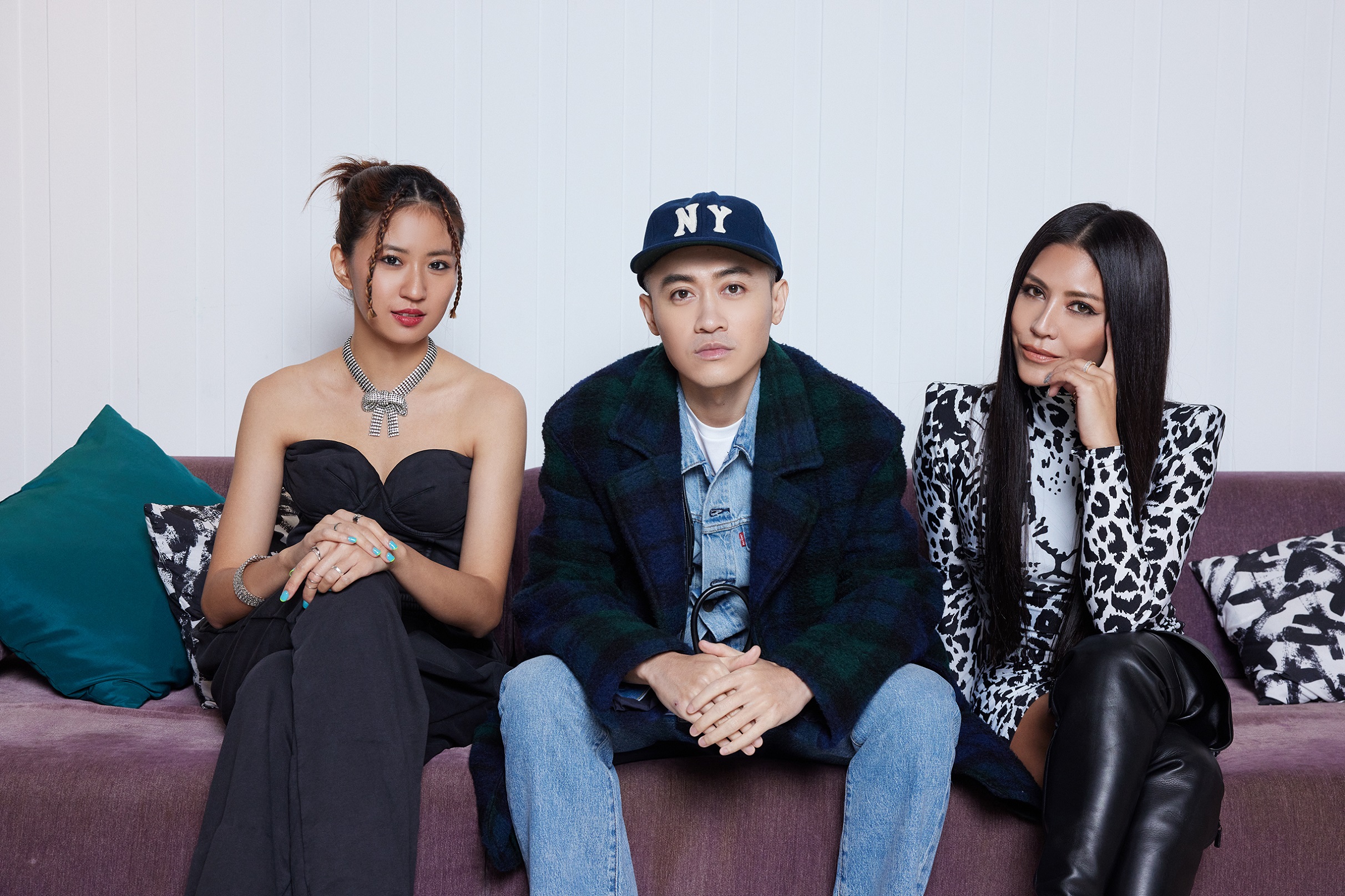 艾怡良「壁咚狂蹭」9m88！MV大談情慾喊：給我猛男│TVBS新聞網