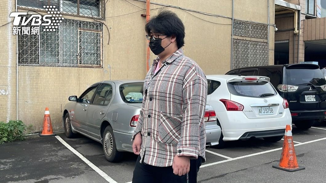 哭到不敢坐下！小玉換臉案被害人出庭 21人怒求償2330萬元│TVBS新聞網