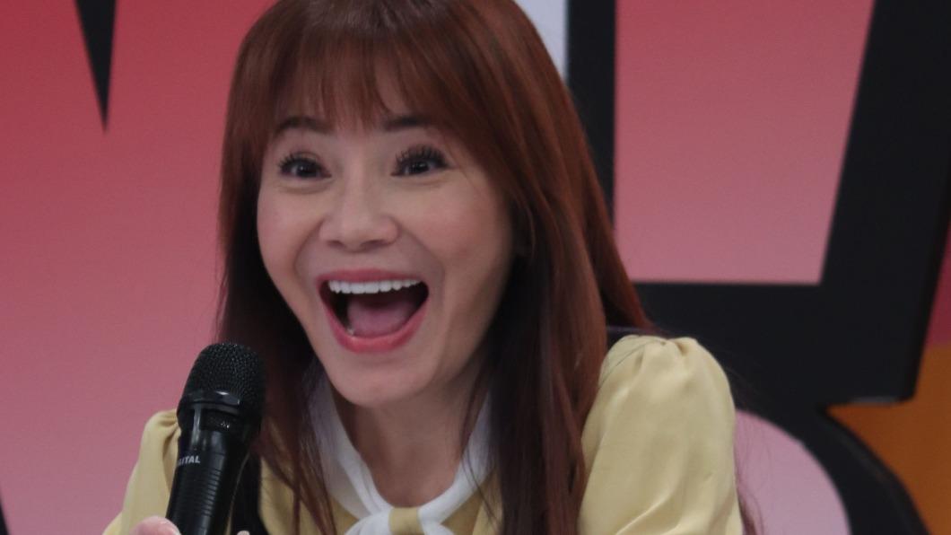 安心亞曝從小就愛裸上身 「照豬養大」食量驚人│Vicky│王思佳│甄莉│TVBS新聞網