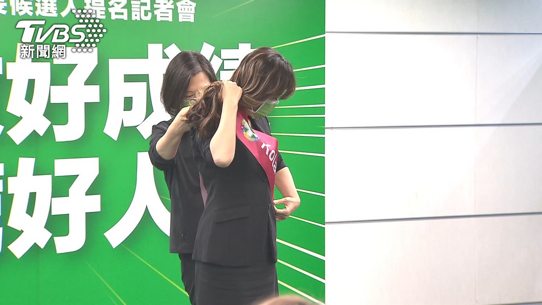 不熟？府發言人出戰花蓮 蔡英文唸錯名字│民進黨│Kolas│TVBS新聞網