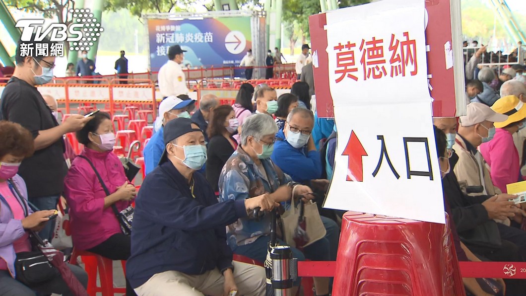 本土+36393 莊人祥：年底因BA.5增200萬人染疫│TVBS新聞網