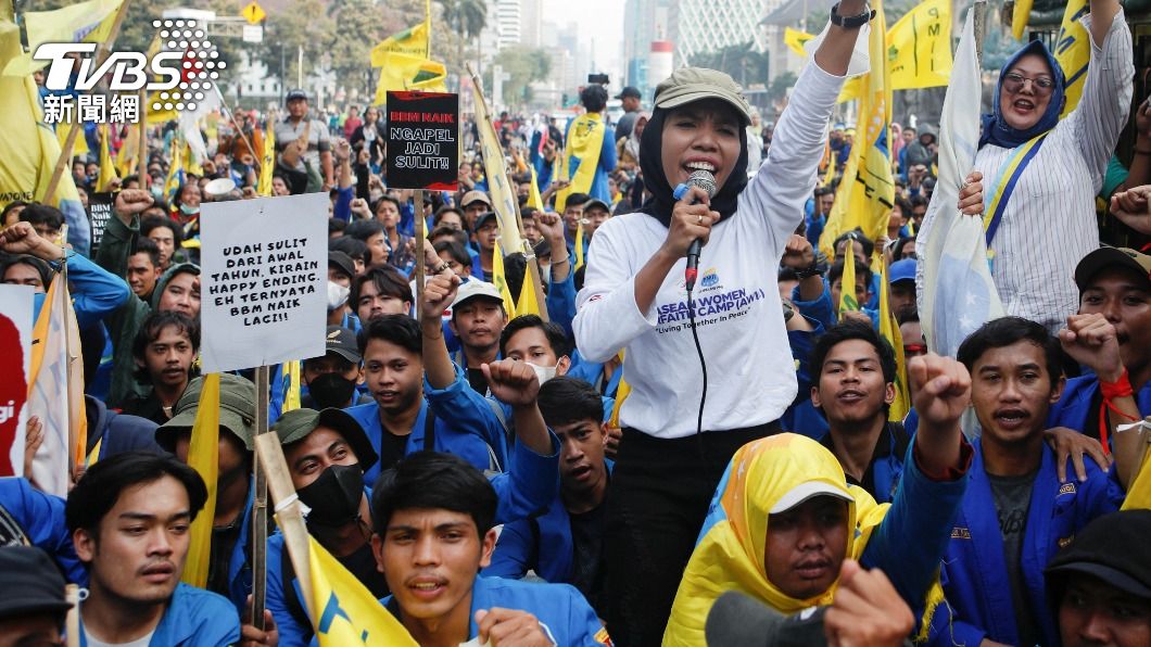 忍不了！國內油價一口氣調漲30% 引爆印尼民眾怒火│TVBS新聞網