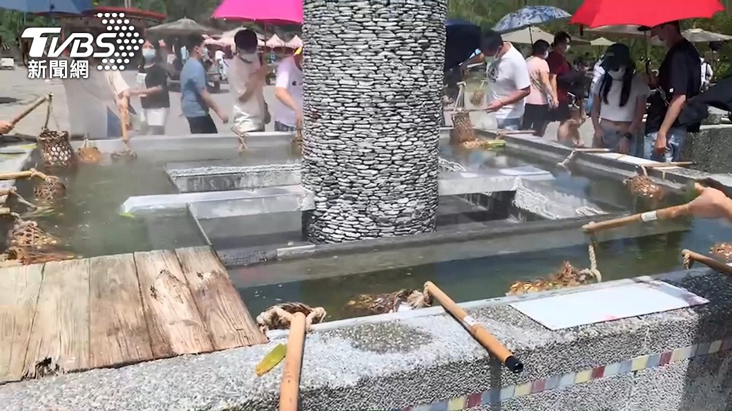 連假湧出遊潮！ 宜蘭、花蓮觀光景點擠爆│TVBS新聞網