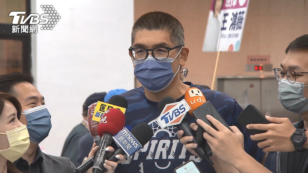 高端出國卡卡！連勝文轟陳時中詐騙 薛瑞元：人民不是傻子│TVBS新聞網